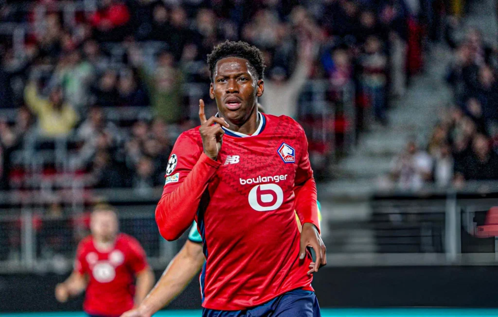 Fabrizio Romano recently provided an update on Arsenal's target striker ...